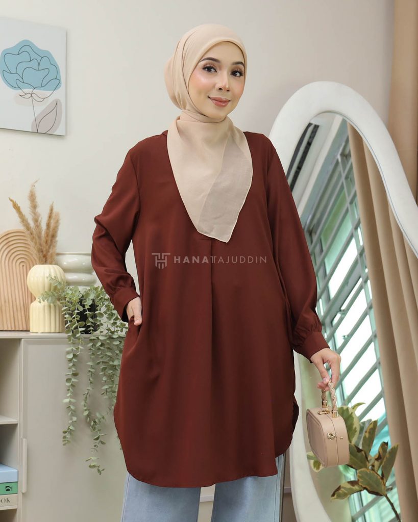 Kayla Top in Brick Red – Hana Tajuddin